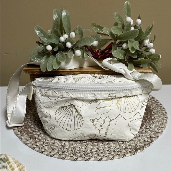 ALOHA Collection | Bags | Aloha Collection Sea Shells Mini Fanny Pack ...